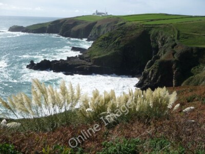 Photo 6x4 Lizard Lighthouse from Housel Bay Looking back to the ...