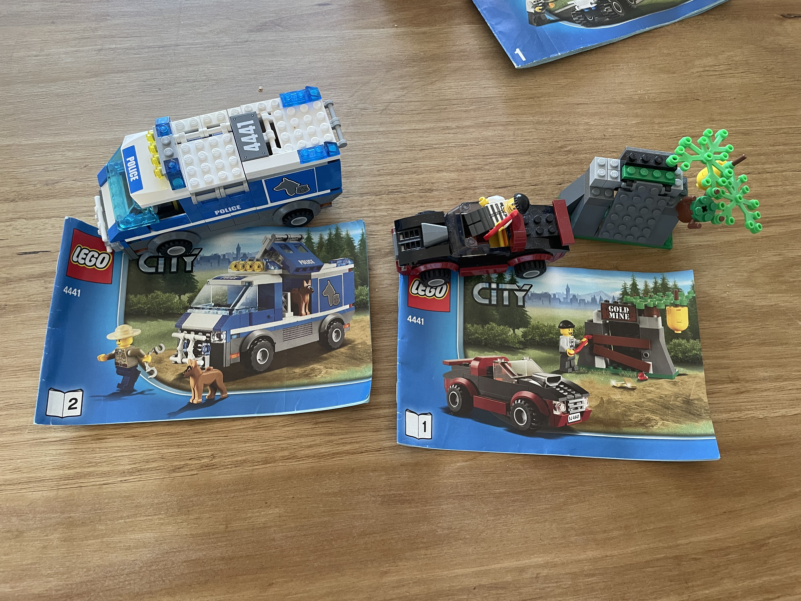 Lego City 4441 Police Dog Van, gold mine, robber | eBay