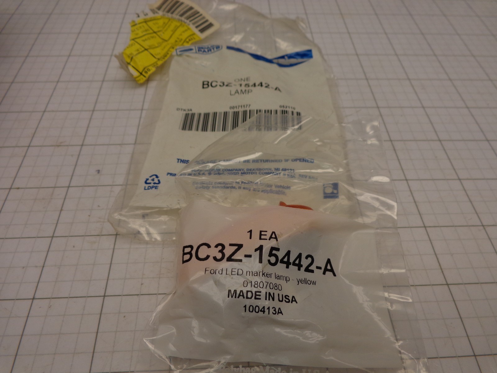 Ford OEM NOS BC3Z-15442-A Dually Fender Side Marker Light Lamp Amber | eBay