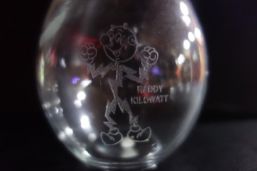 Reddy Kilowatt MEDIUM ETCHED GLASS LIGHT BULB. Excellent! A PLUS! 4 3/8 ...