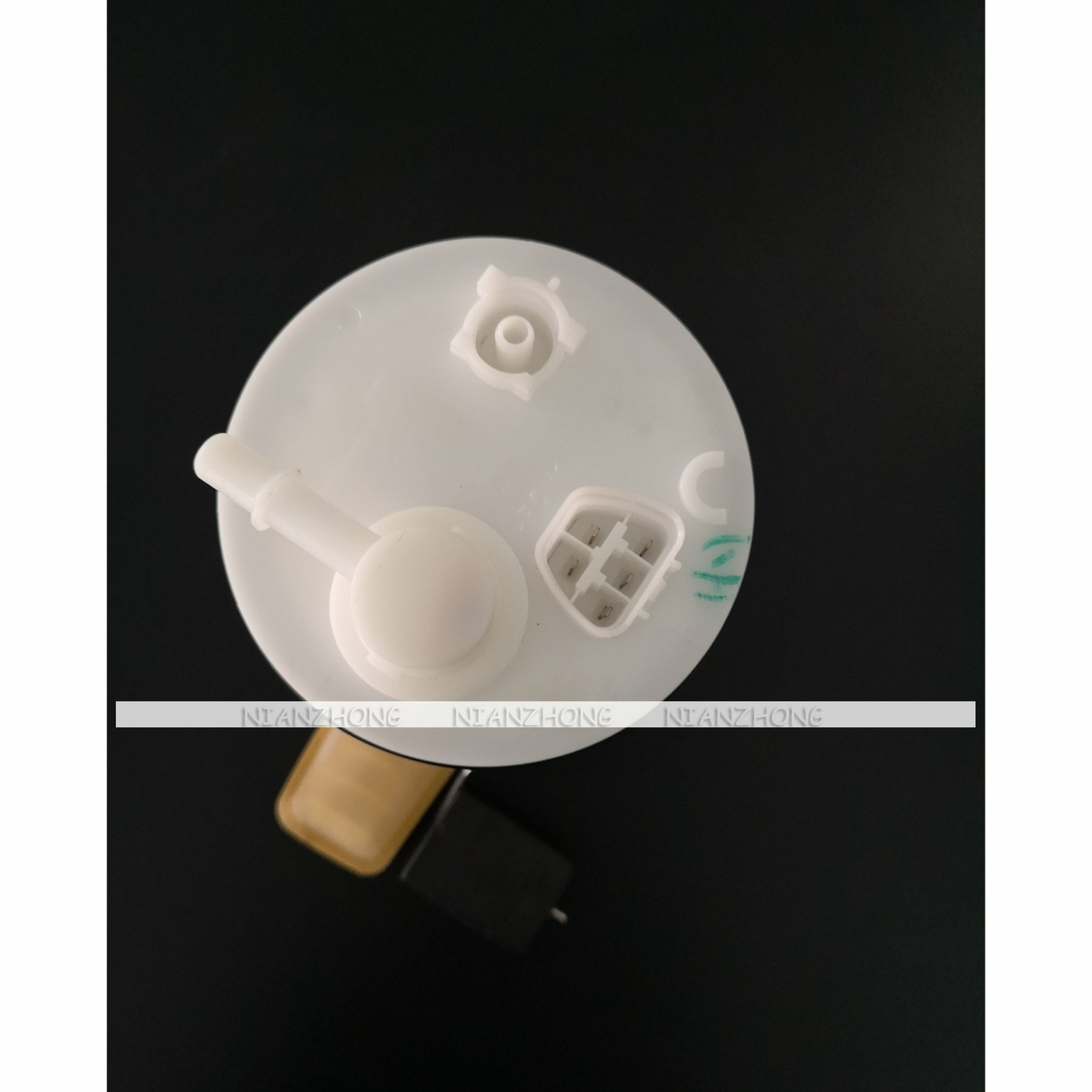 Fuel Pump Assembly 77020-12520 77020-12490 For Toyota Corolla NZE121 ...