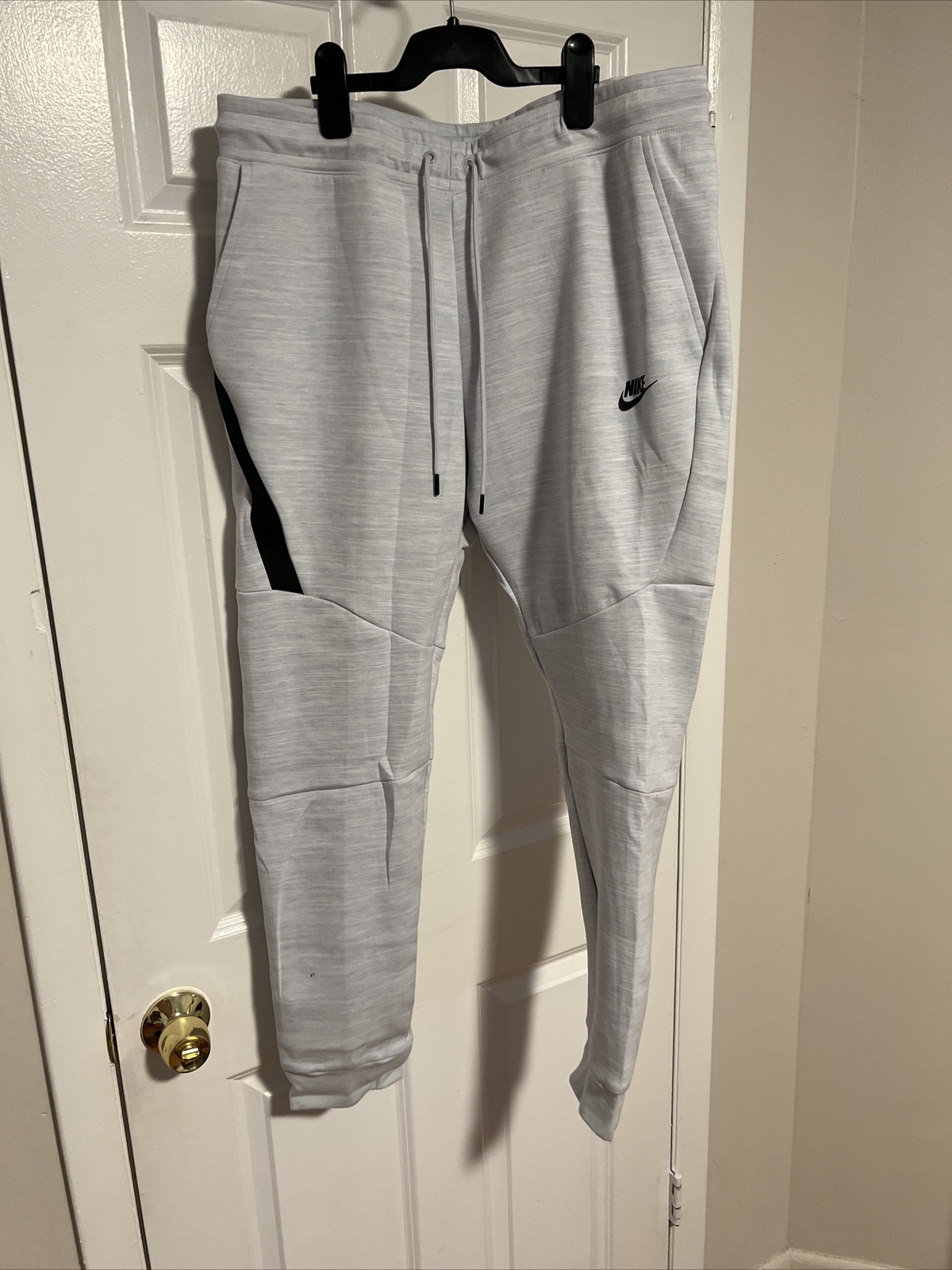 Men’s Nike Tech Pants Slim Fit Regular Length Size XL White/Grey/Black ...