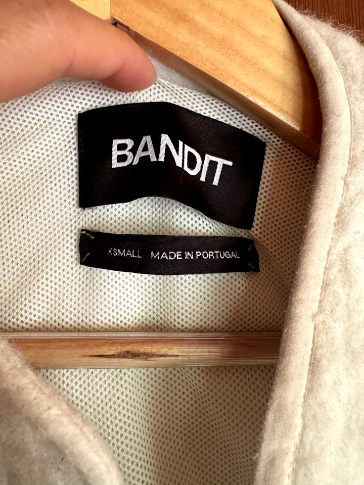 BANDIT RUNNING Teddy Bomber Cream Womens XS Used Good Condition | eBay