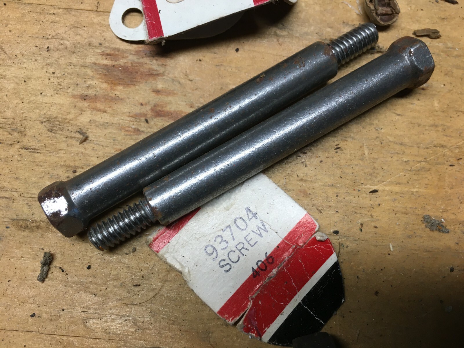 Lot of 2 Genuine Briggs and Stratton Antique Engine 93704 Shoulder Cap ...