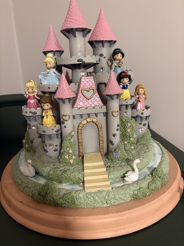Precious Moments Ultimate Disney Princess Castle with FigurinesLarge ...