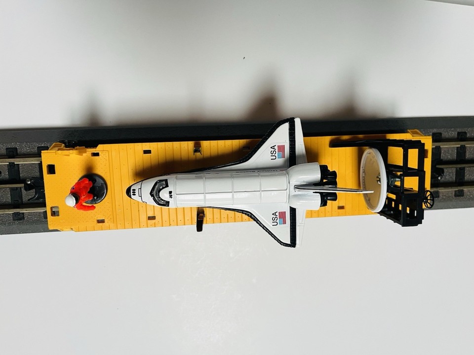 O Gauge Scale Custom Train Flat Car / NASA Space Shuttle / Astronaut ...
