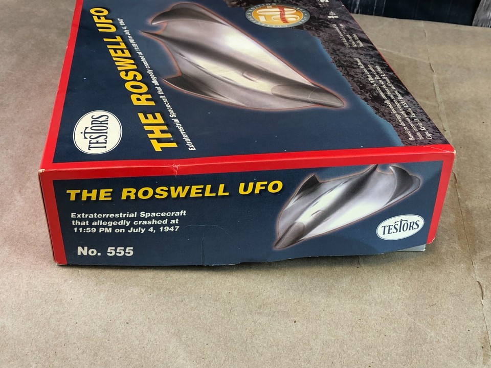 1997 Testors 1:48 Model Kit THE ROSWELL UFO Collector's Edition ...