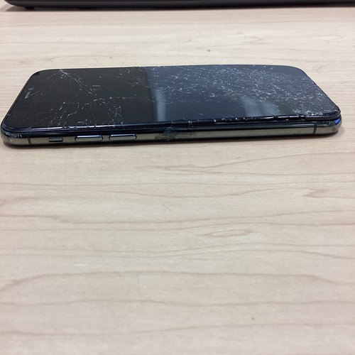 Apple iPhone 11 Pro Green Damaged - [AS-IS] | eBay