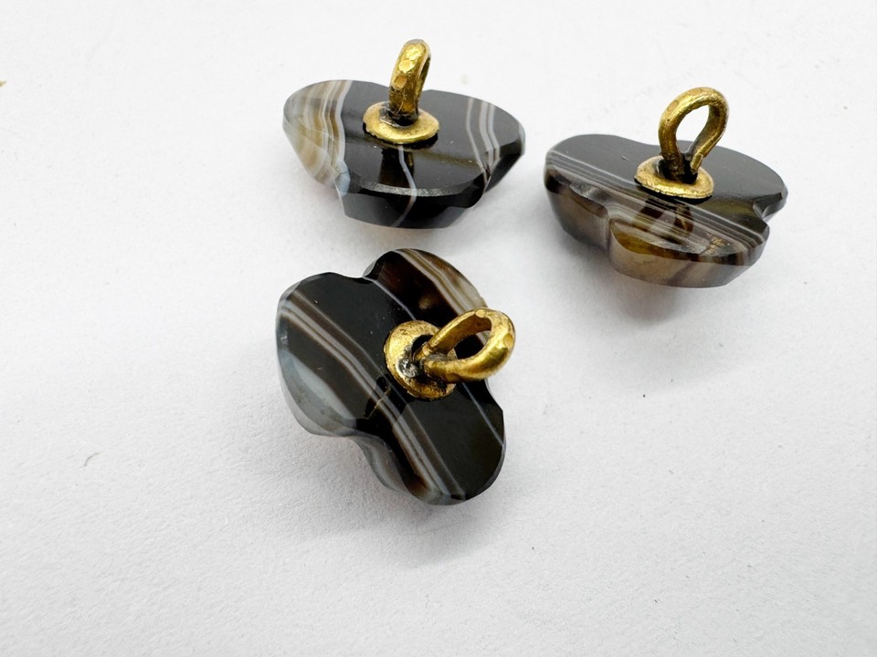 ANTIQUE VICTORIAN GOLD AND CARVED BANDED AGATE OLD BUTTONS | eBay UK