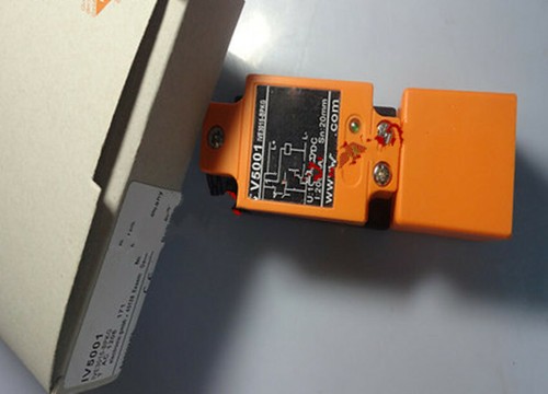 1pc New IFM square proximity switch sensor IV5001 | eBay