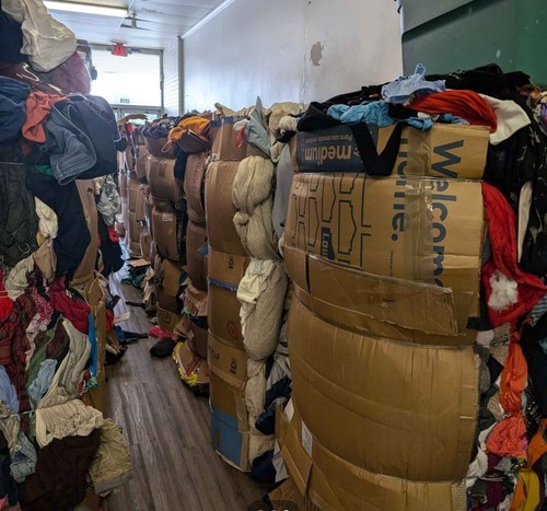 WHOLESALE BULK LOT OF AAA RESALE CLOTHING 1000lbs | eBay