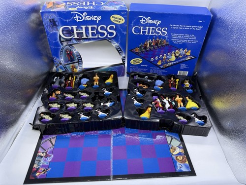Disney CHESS Collector's Edition Hero vs Villains Vintage 2004 : READ ...