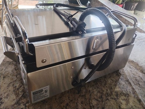 Waring WPG250B Panini Supremo Sandwich Panini Grill Ribbed 208v New ...
