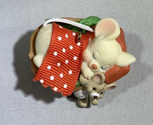 HALLMARK KEEPSAKE ORNAMENT NAPPING MOUSE (1984) | eBay