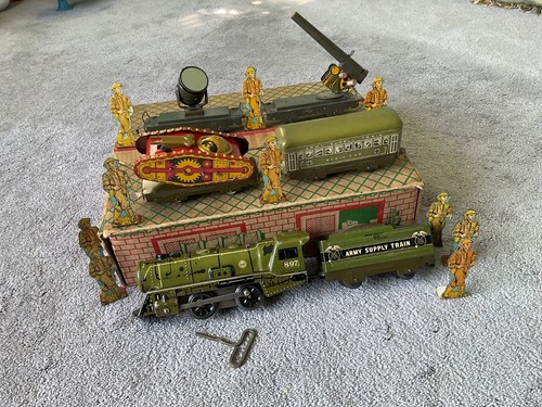 Marx prewar ARMY WINDUP SET #1526 in Barracks Box 6 Pieces with WINDUP ...