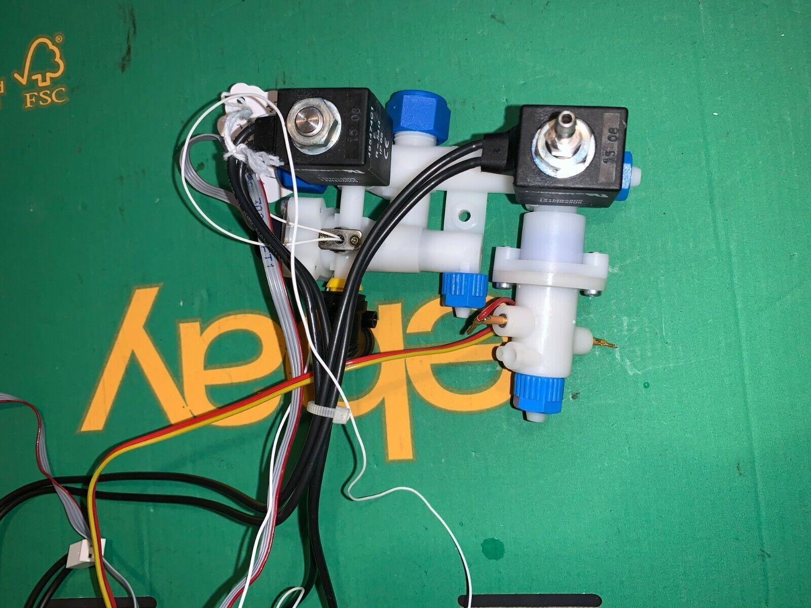 Permeate Valve manifold with Temperature Sensor - Millipore MilliQ ...