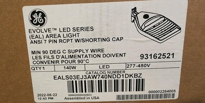 Evolve LED Series (EAL) Area Light and Roadway Fixture ...
