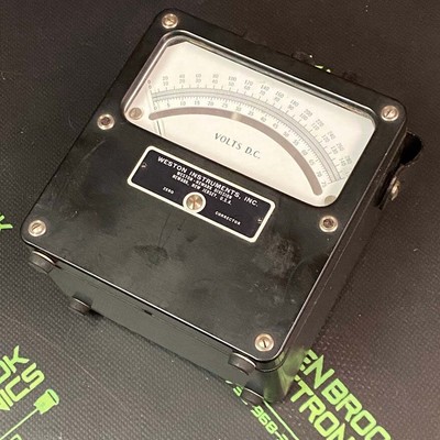 Amp & Voltmeters - Weston Dc Voltmeter Model