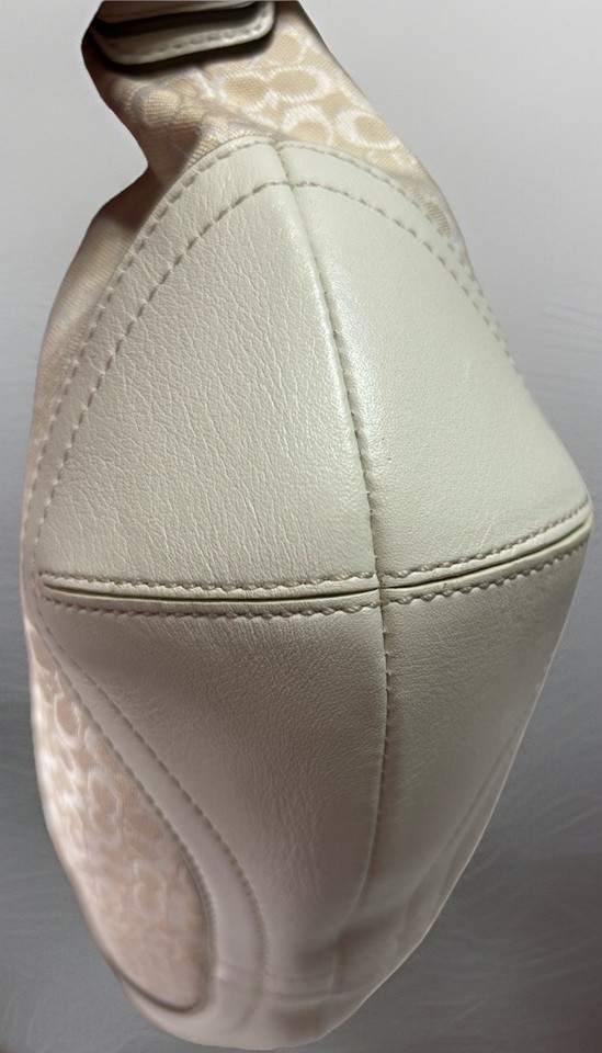 Vintage Coach Signature Jacquard Soho Mini Canvas Shoulder Bag•Y2K Wht ...