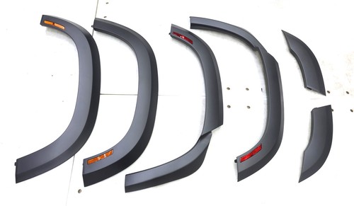 NEW OEM Land Rover Extended Wheel Arch Molding Kit VPLEP0380 Defender ...