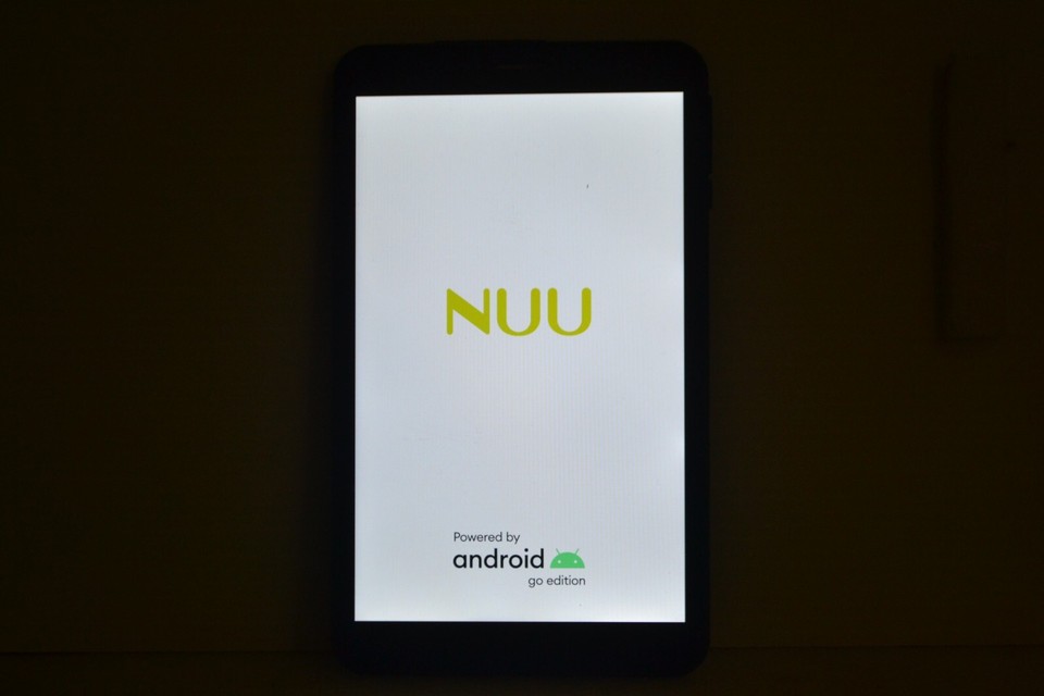 NUU TAB 8 model no. T0801L with USB cord Tested / working / factory ...