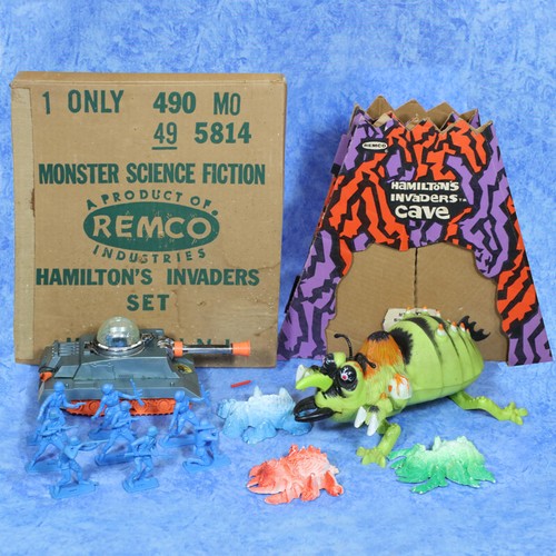 1964 HAMILTON'S INVADERS SET in Box by REMCO w/Working HORRIBLE ...
