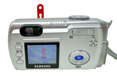 Samsung Digimax 530 5.0MP 3X Optical Zoom Compact Digital Camera Silver ...