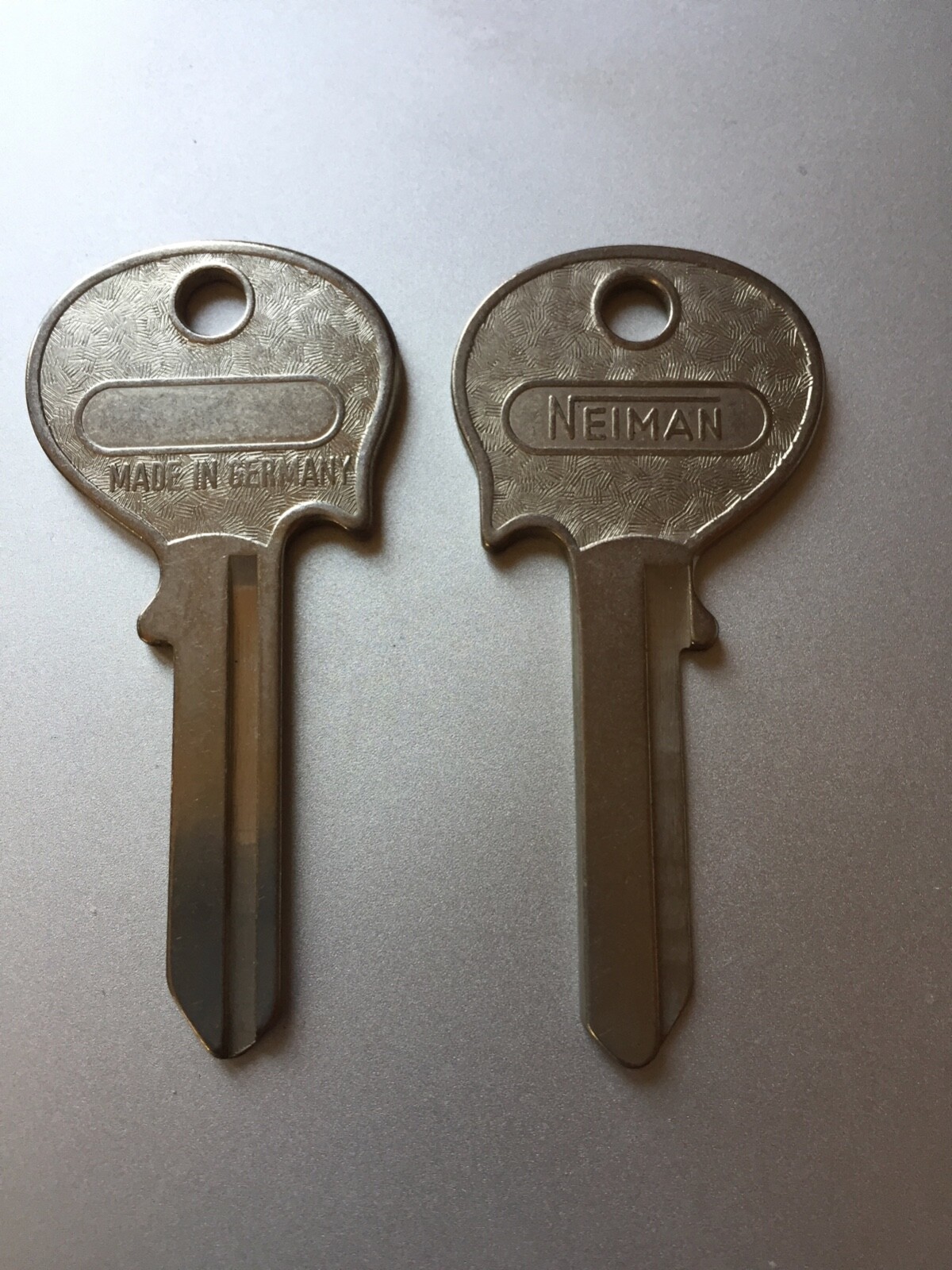 Rare NOS Vintage Ferrari/NEIMAN ignition key blank Fits208 246 275 308 ...