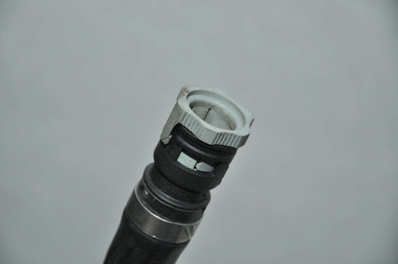 2004-2013 Volvo C30 C70 S40 V50 Radiator Heater Inlet Hose OEM 30636951 ...