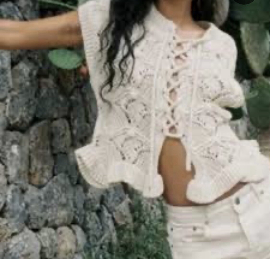 Zara Ivory Ruffle Crochet Draw String Chunky Knit Swe… - Gem