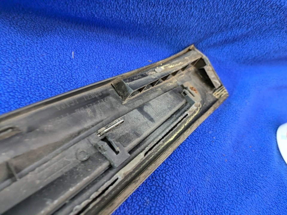 INFINITI FX35 QX70 09-17 OEM REAR LEFT DRIVER DOOR MOLDING TRIM chrome ...