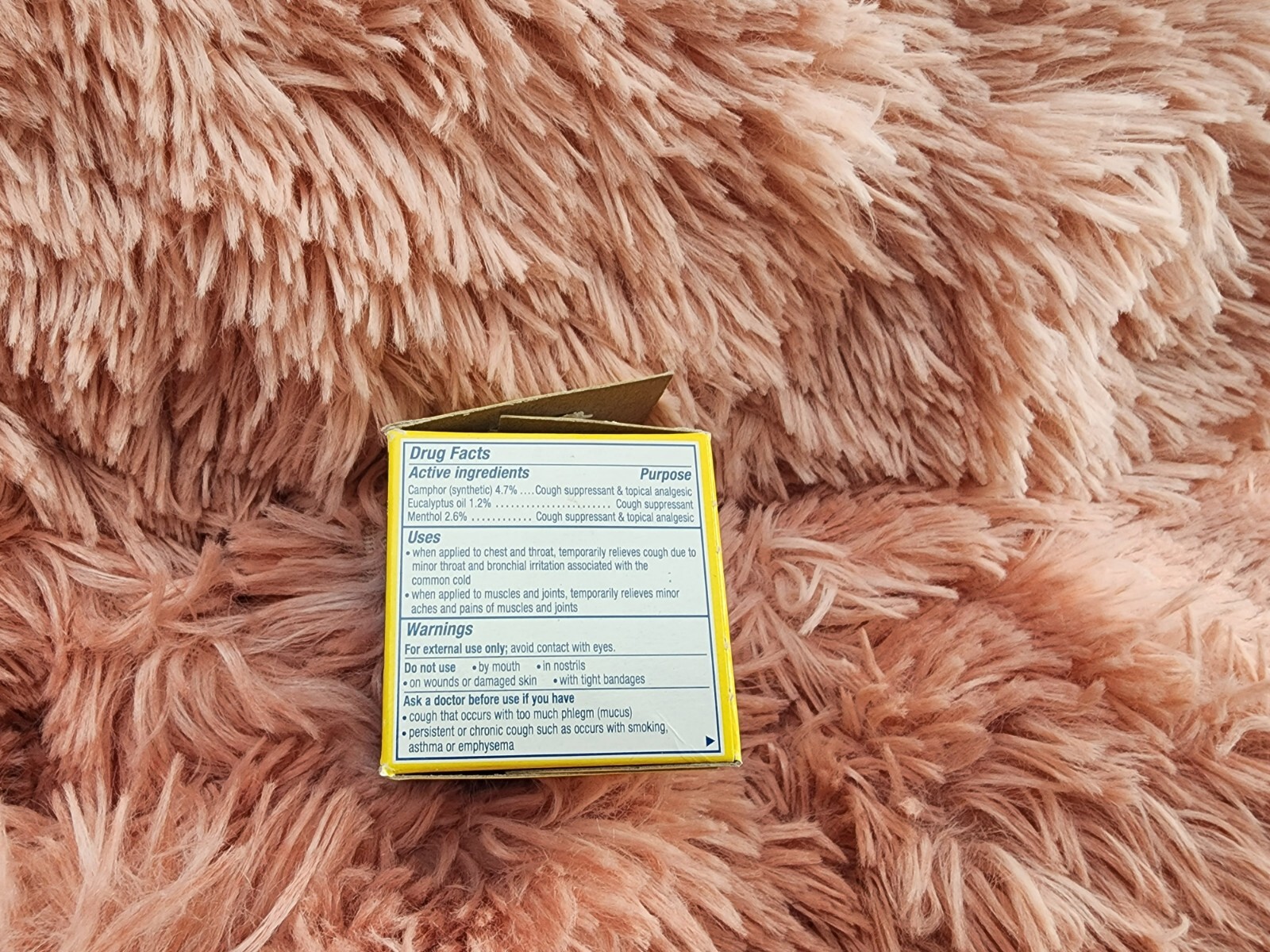 Vicks VAPORUB Cough Suppressant Ointment Lemon Scent 1.76 Oz for sale ...