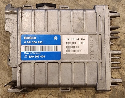 VW Volkswagen Engine Control Unit ECU Brain Box ECM 0261200852 ...