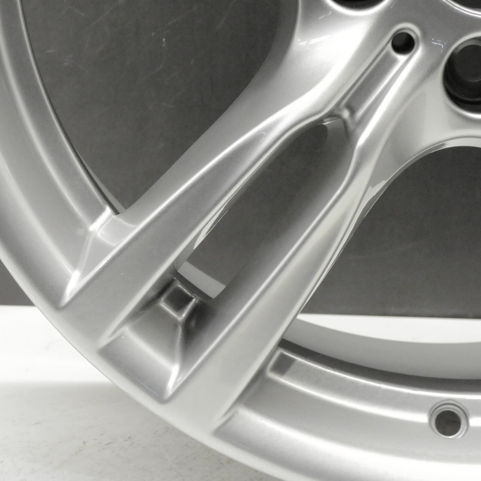 1 X Genuine BMW 3 & 4 Series 400m 18" Alloy Wheel M Sport Silver 8j ...