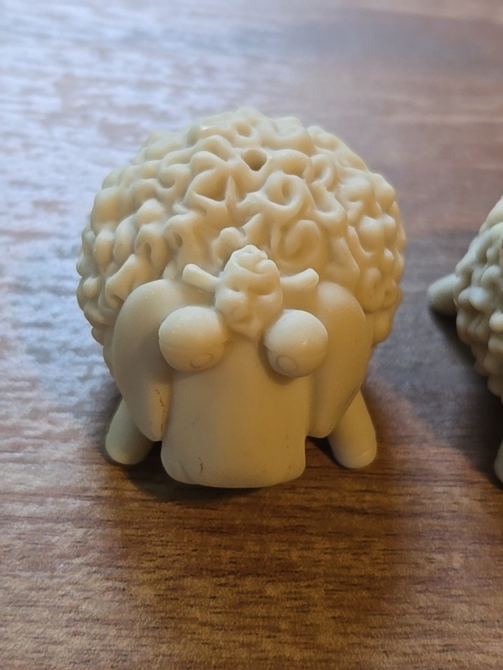 2 2013 Dwallc How to Train Your Dragon Sheep Mini Figures | eBay