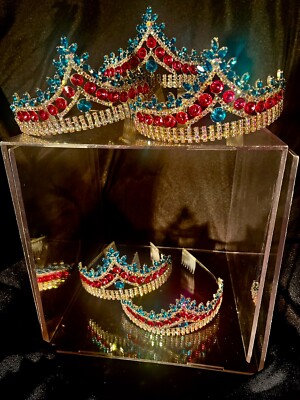 Item 7666: This 5-Crown Set features a stylish and elegant Beauty ...