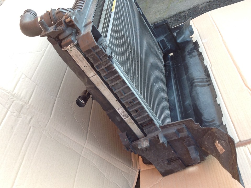 JAGUAR F-PACE X761 3.0D FRONT RADIATOR PACK COOLING FAN 2016-2020 HK83 ...