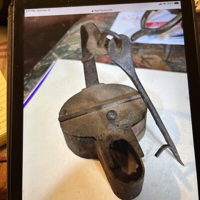 Primitives - Iron Betty Lamp