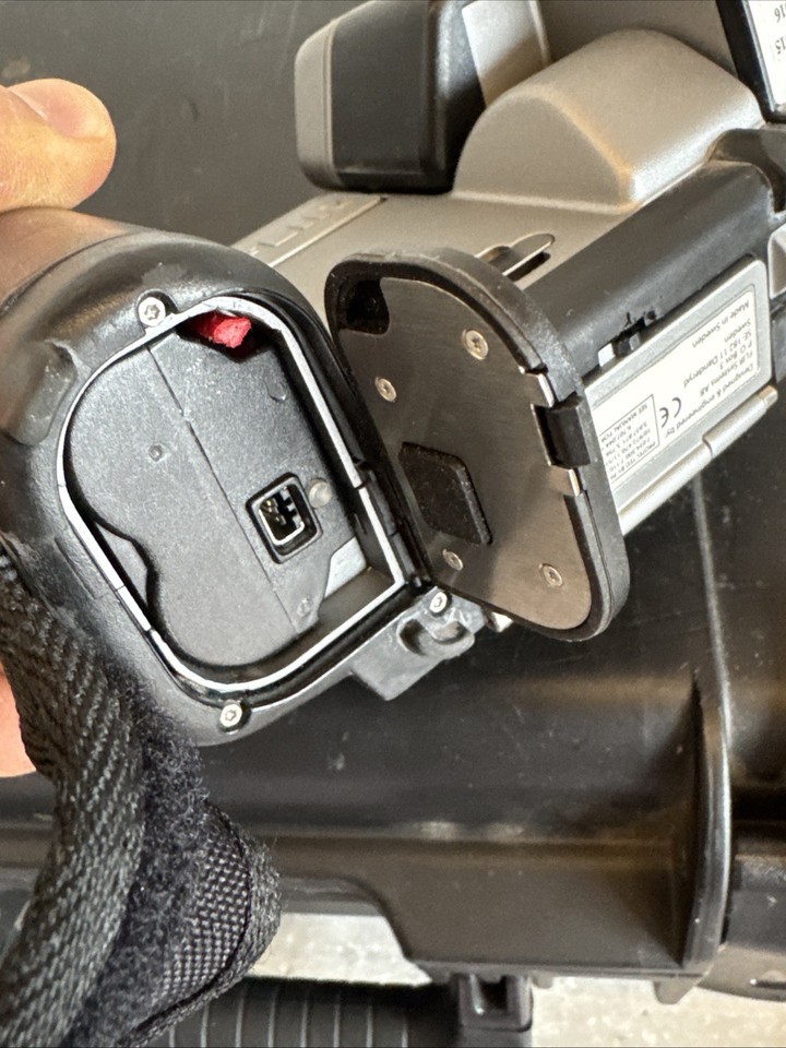 Flir T200 Thermal Imager Infrared Camera with Case and Charger | eBay