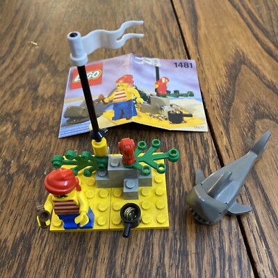 1991 LEGO Desert Island 1481 Pirate Parrot w/Instructions | eBay