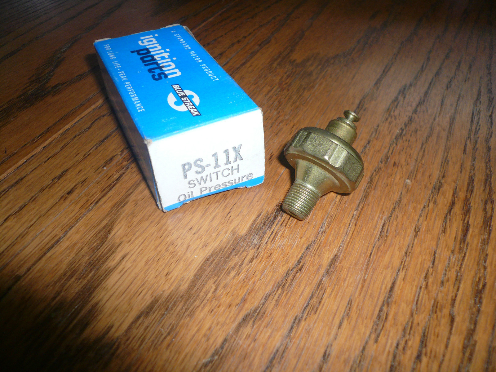 NOS Standard Blue Streak Ps-11x Oil Pressure Light Switch for sale ...