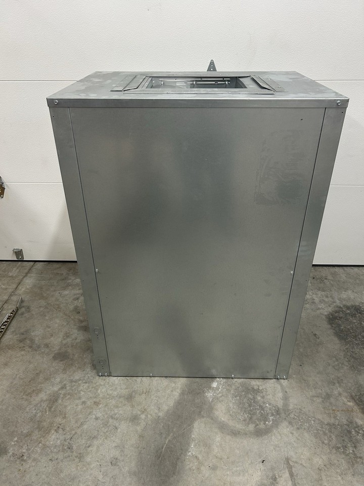 Carrier Vertical 5-Ton Water Source Heat Pump WSHP R-410a 208/230 3 ...