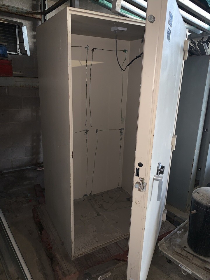 Diebold Cashguard safe. | eBay