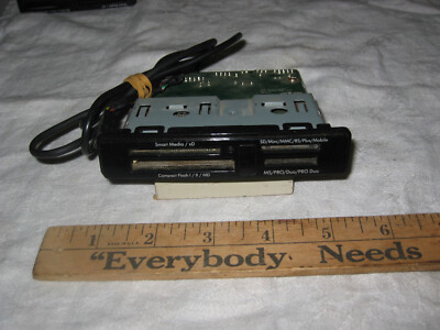 HP Multi Card Reader for Desktop incl Cable Glossy Black Bezel p/n 5070 ...