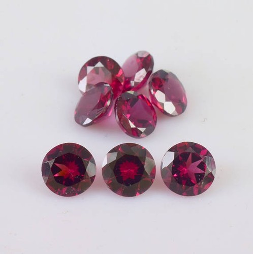 25 Pieces Natural Pink Rhodolite 5mm Round Cut loose Gemstone for sale ...