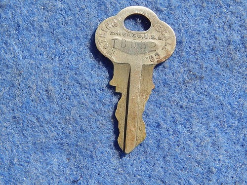 vintage coin op key: Chicago Lock key TBD 32 - Watling Scale Back Door ...