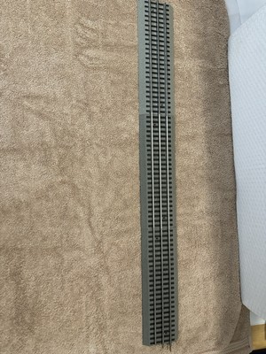 Lionel FasTrack 30 Inch Extra Long Straight Track Train | eBay