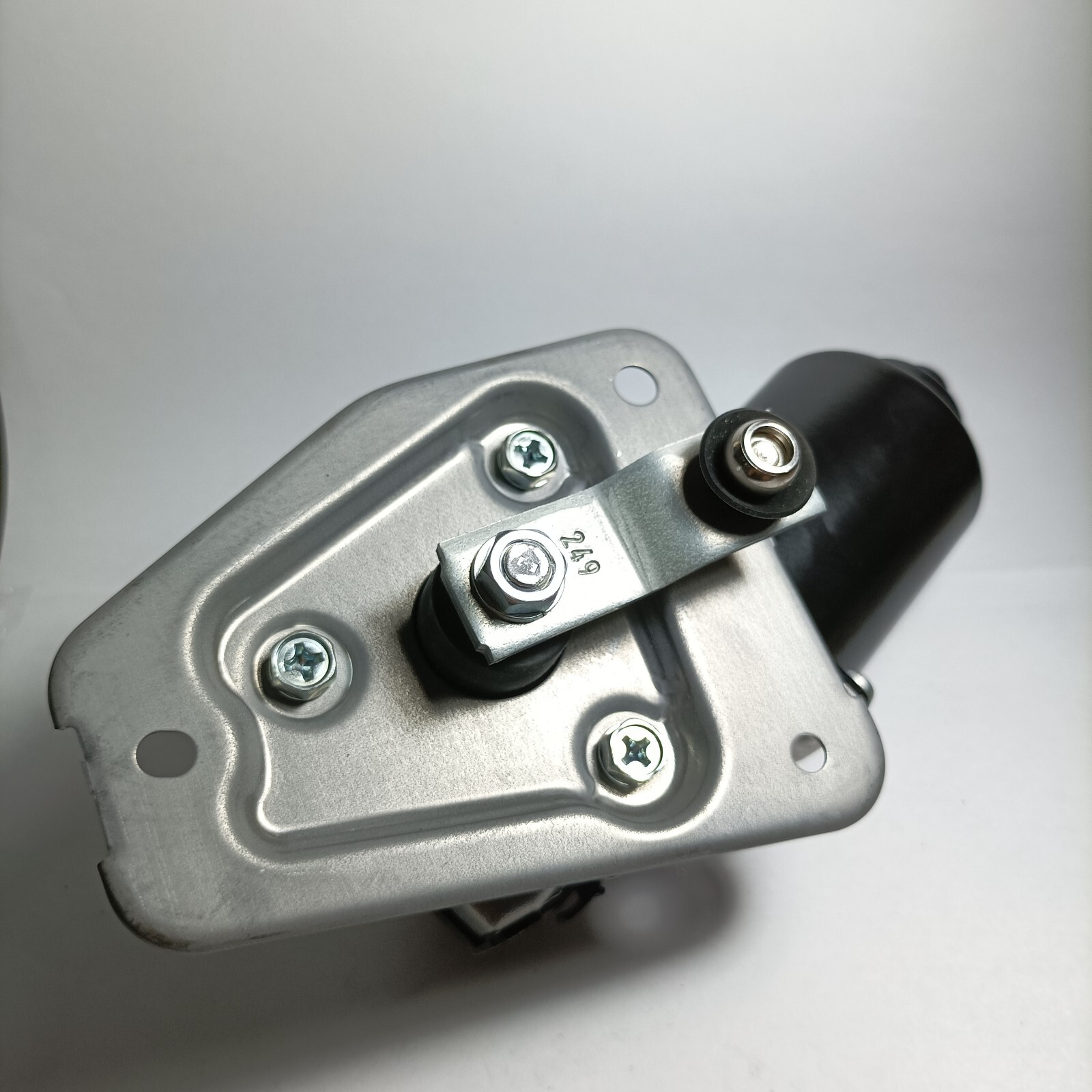 SUZUKI APV WIPER MOTOR NEW Genuine 38101-61J00-00 | eBay