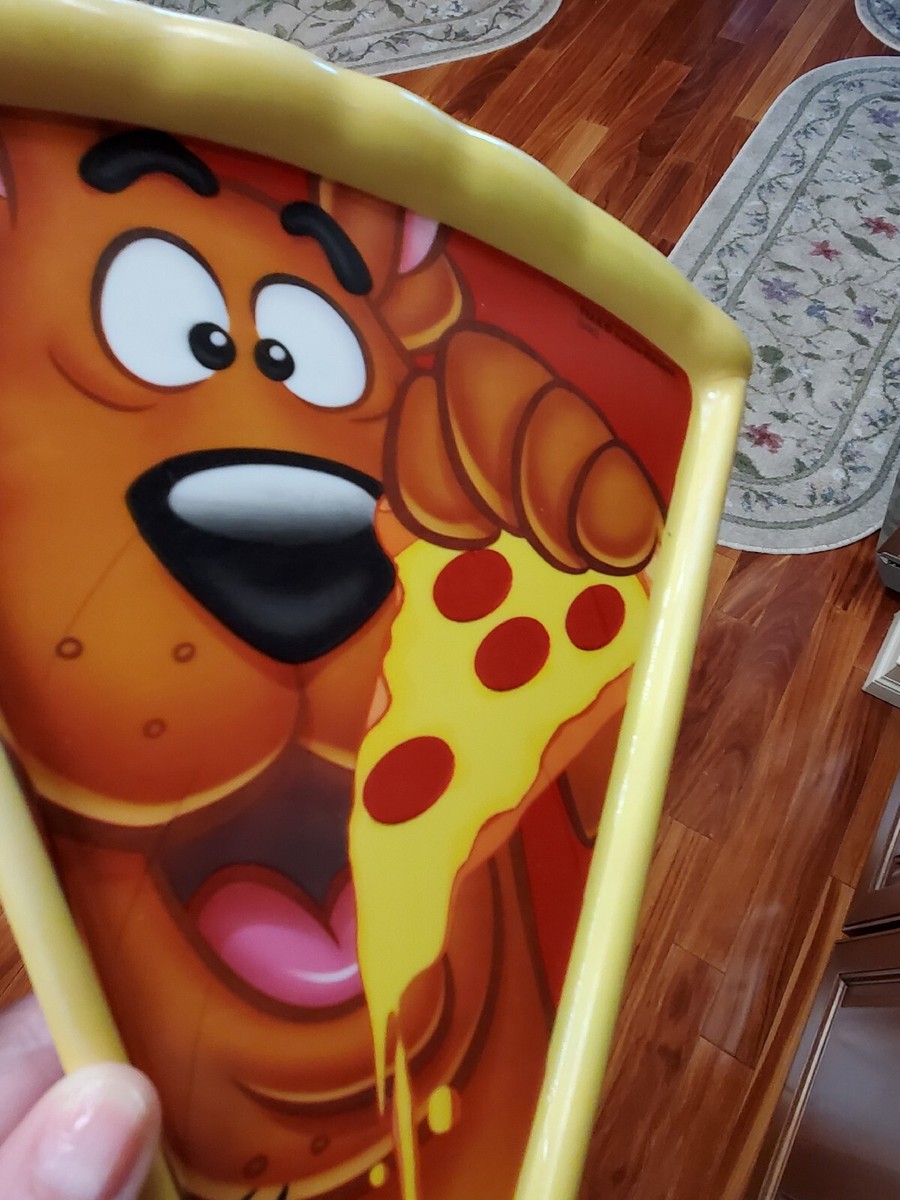 Scooby Doo Eating Pizza