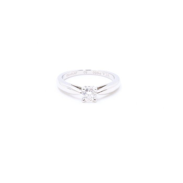 Van Cleef & Arpels Bonheur Solitaire Platinum 0.30 Ca… - Gem